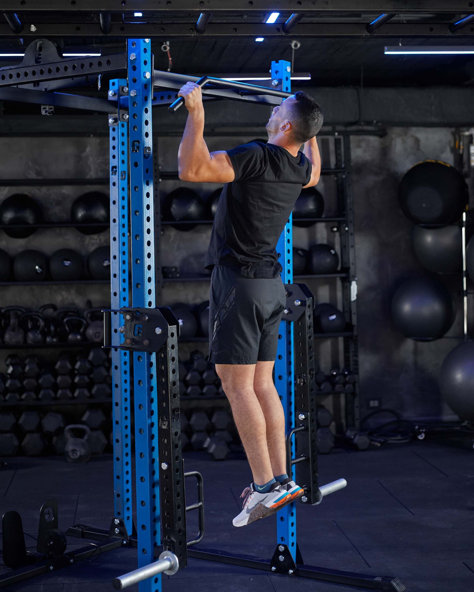 Angled Pull Up Bar – Garage Gear - Fitness Equipment